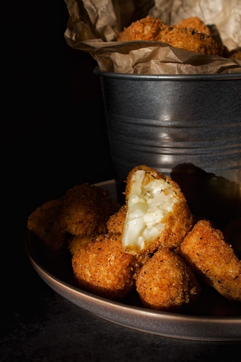 Hot & Crispy Lemon Pepper Popcorn Cauliflower w/ Creamy Agave Mustard ...